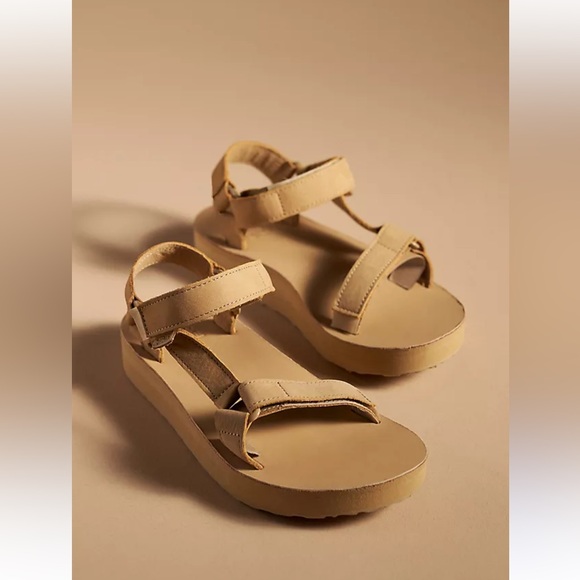 Teva | Shoes | Teva Universal Leather Tan Platform Sandals | Poshmark